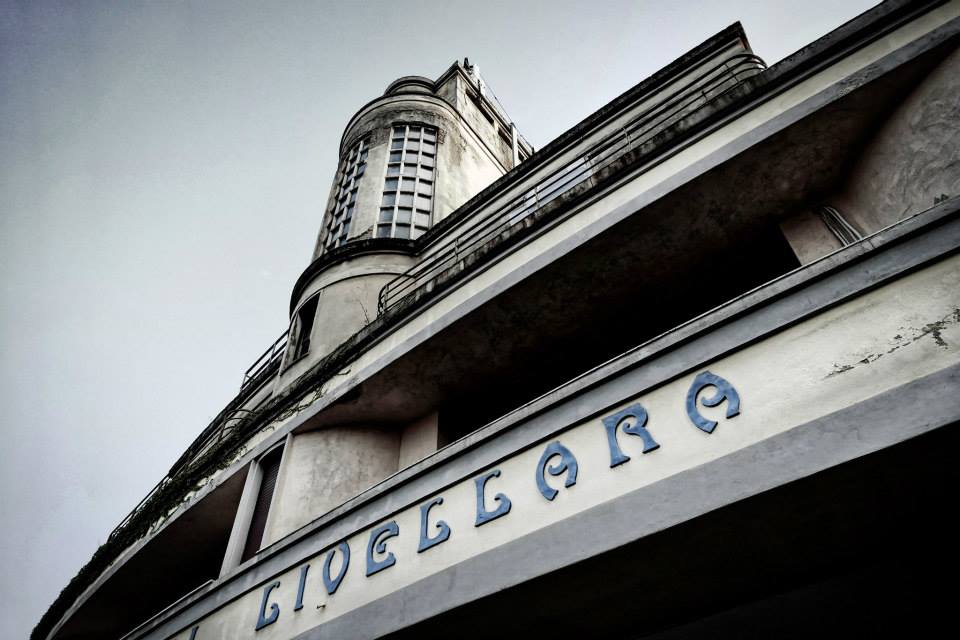 L’approccio al web del mondo della distribuzione: IL CASO LIVELLARA ...